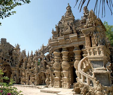 Hot Links: The Ugliest Buildings in the World - The Reformed Broker